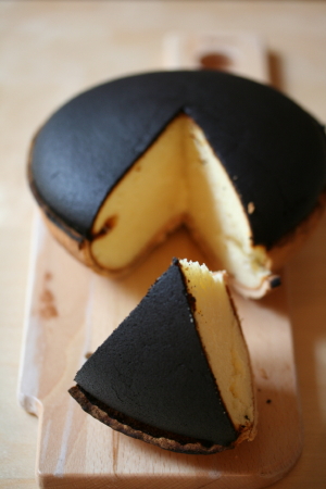 French Cake: Tourteau Fromager | SHIZUOKA GOURMET