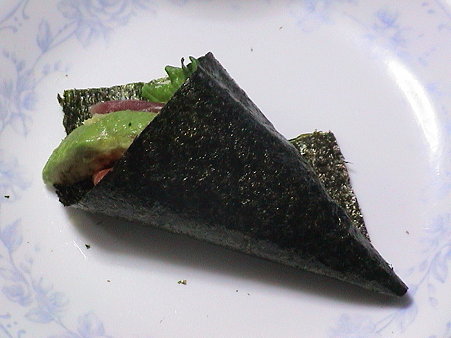 Sushi & Sashimi: The Basics 4/5: Sushi Presentations-Te-Maki Zushi/Cone ...