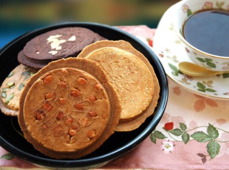 Japanese Rice Crackers/ Senbei (煎餅)-The Basics | SHIZUOKA GOURMET